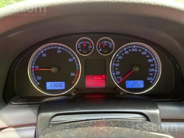 Черный Фольксваген Пассат Б5 2004 в Елгава, объемом двигателя 1.90 л и пробегом 248 тыс. км за 3200 €, фото 10 на AUTOMOTO.COM.LV