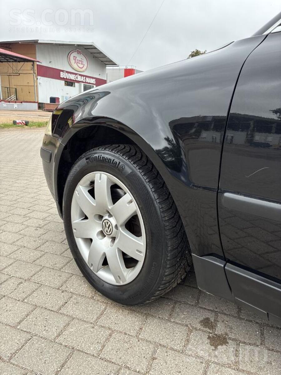 Melns Volkswagen Passat B5 2004 Rīga, ar dzinēja tilpumu 1.90 L un nobraukumu 324 tūkst. km par 2490 €, foto 15 vietnē AUTOMOTO.COM.LV