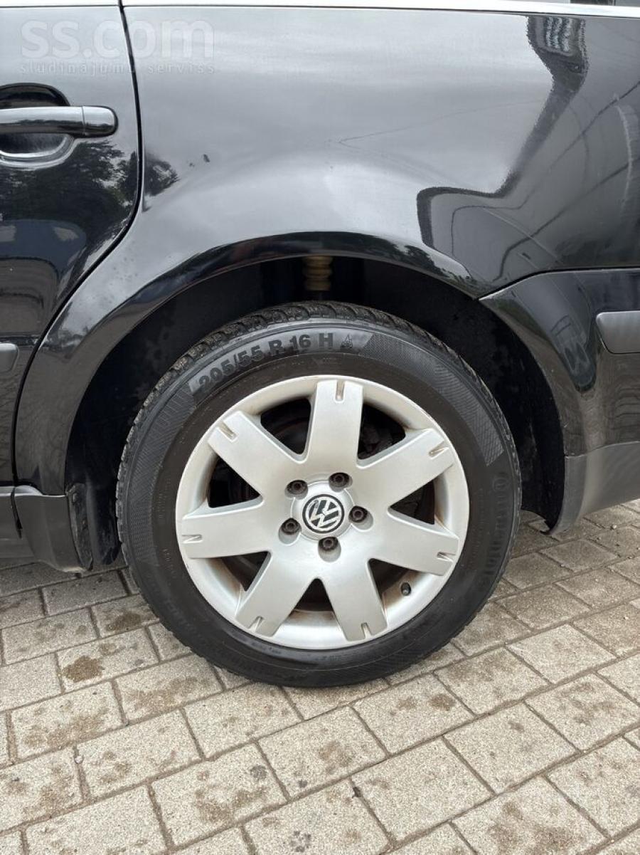 Melns Volkswagen Passat B5 2004 Rīga, ar dzinēja tilpumu 1.90 L un nobraukumu 324 tūkst. km par 2490 €, foto 18 vietnē AUTOMOTO.COM.LV