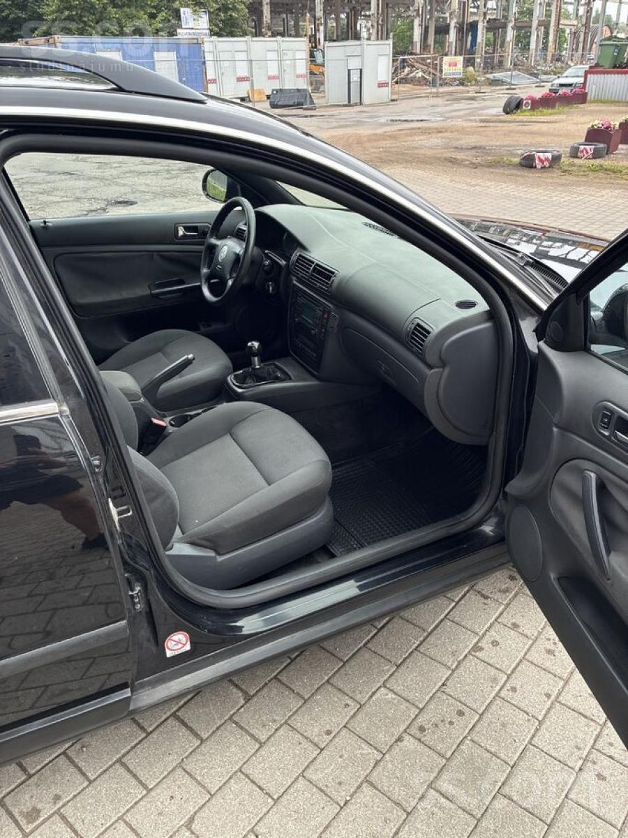 Melns Volkswagen Passat B5 2004 Rīga, ar dzinēja tilpumu 1.90 L un nobraukumu 324 tūkst. km par 2490 €, foto 21 vietnē AUTOMOTO.COM.LV