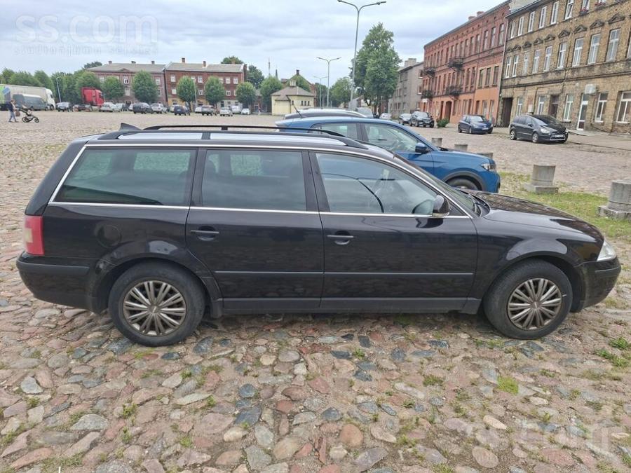 Melns Volkswagen Passat B5 2004 Liepāja, ar dzinēja tilpumu 1.60 L un nobraukumu 234 tūkst. km par 1250 €, foto 3 vietnē AUTOMOTO.COM.LV