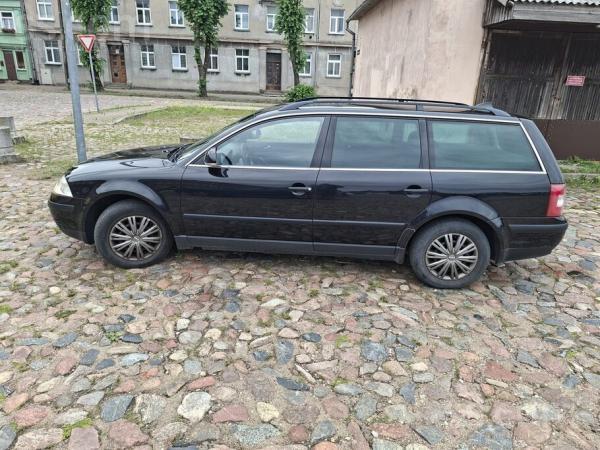 Melns Volkswagen Passat B5 2004 Liepāja, ar dzinēja tilpumu 1.60 L un nobraukumu 234 tūkst. km par 1250 €, foto 3 vietnē AUTOMOTO.COM.LV