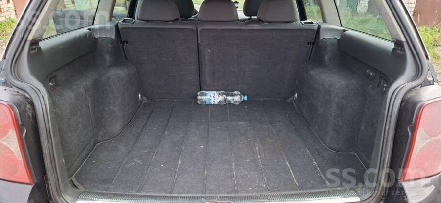 Melns Volkswagen Passat B5 2004 Daugavpils, ar dzinēja tilpumu 1.90 L un nobraukumu 390 tūkst. km par 1450 €, foto 16 vietnē AUTOMOTO.COM.LV