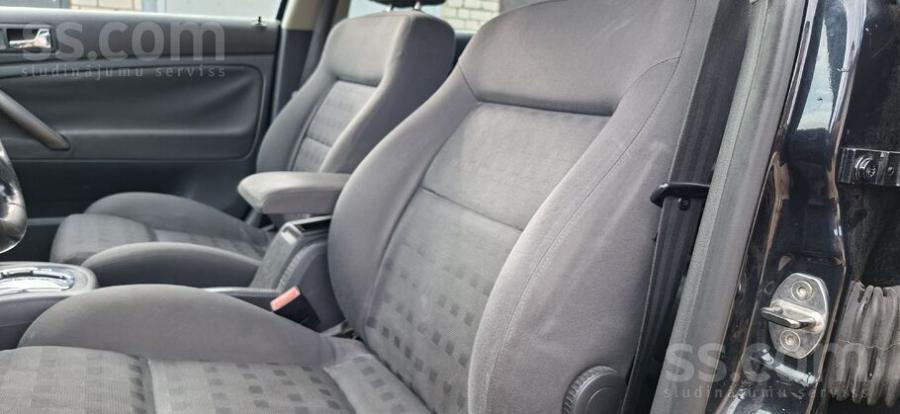 Melns Volkswagen Passat B5 2004 Daugavpils, ar dzinēja tilpumu 1.90 L un nobraukumu 390 tūkst. km par 1450 €, foto 20 vietnē AUTOMOTO.COM.LV