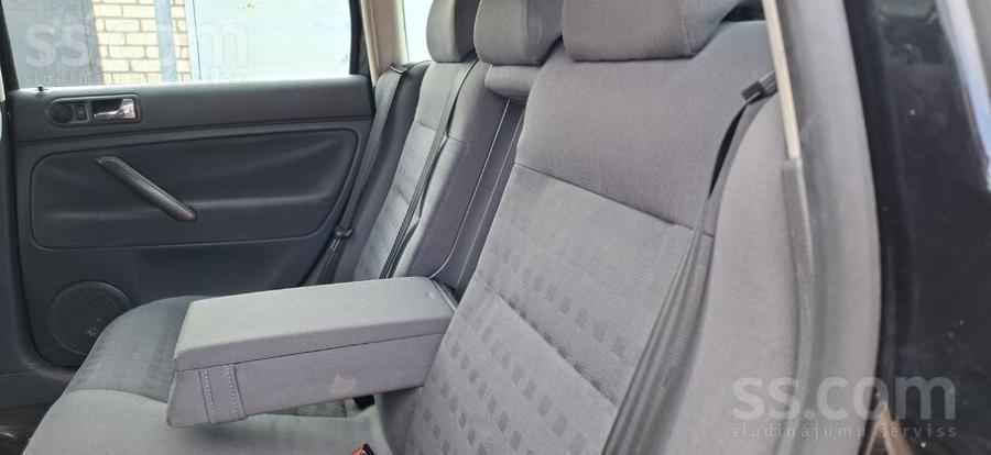Melns Volkswagen Passat B5 2004 Daugavpils, ar dzinēja tilpumu 1.90 L un nobraukumu 390 tūkst. km par 1450 €, foto 23 vietnē AUTOMOTO.COM.LV