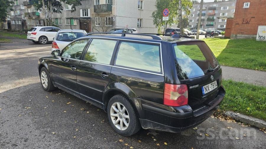 Melns Volkswagen Passat B5 2004 Daugavpils, ar dzinēja tilpumu 1.90 L un nobraukumu 392 tūkst. km par 1300 €, foto 1 vietnē AUTOMOTO.COM.LV