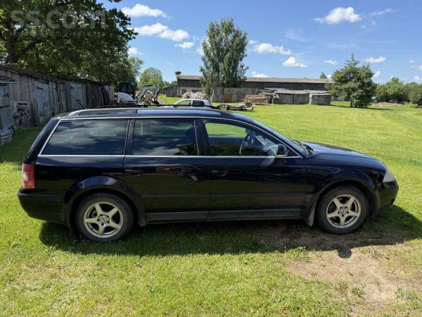 Black Volkswagen Passat B5 2005 in Aizkraukle, with an engine capacity of 1.90 L and mileage of 355 thousand km for 1300 €, photo 4 on AUTOMOTO.COM.LV