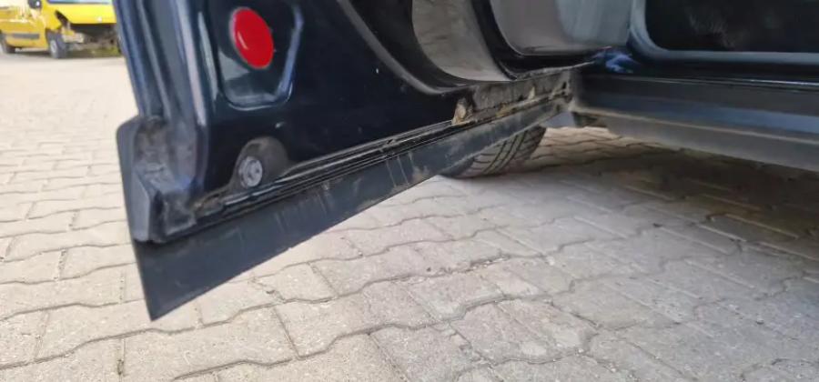 Melns Volkswagen Passat B5 2005 Valmiera, ar dzinēja tilpumu 2.50 L un nobraukumu 308 tūkst. km par 1500 €, foto 13 vietnē AUTOMOTO.COM.LV