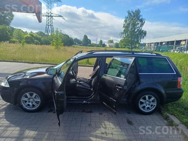 Черный Фольксваген Пассат Б5 2005 в Рига, объемом двигателя 1.90 л и пробегом 323 тыс. км за 1250 €, фото 1 на AUTOMOTO.COM.LV