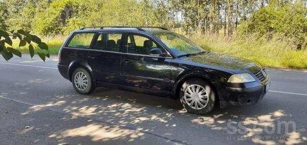 Черный Фольксваген Пассат Б5 2005 в Екабпилс, объемом двигателя 2.00 л и пробегом 443 тыс. км за 580 €, фото 3 на AUTOMOTO.COM.LV