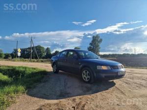 Zils Volkswagen Passat B5 1999 Saldus, ar dzinēja tilpumu 1.80 L un nobraukumu 272 tūkst. km par 1100 €, foto  vietnē AUTOMOTO.COM.LV