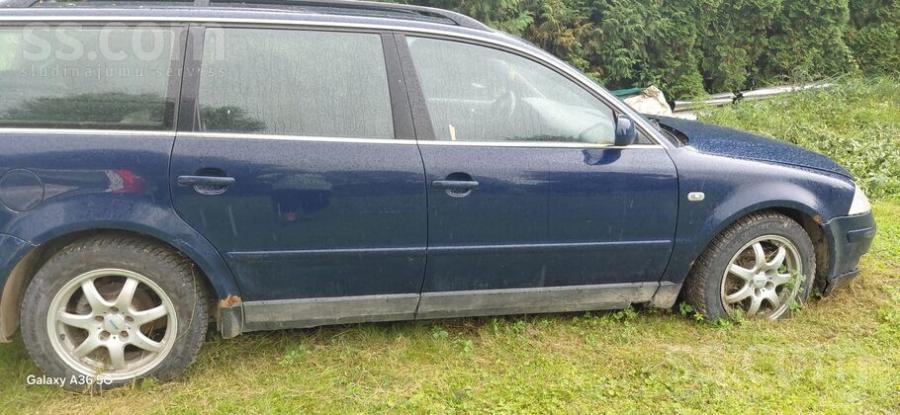 Zils Volkswagen Passat B5 2003 Rīga, ar dzinēja tilpumu 1.90 L un nobraukumu 408 tūkst. km par 300 €, foto 4 vietnē AUTOMOTO.COM.LV