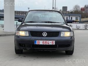 Zils Volkswagen Passat B5 1998 Rēzekne, ar dzinēja tilpumu 1.60 L un nobraukumu 0 tūkst. km par 990 €, foto  vietnē AUTOMOTO.COM.LV