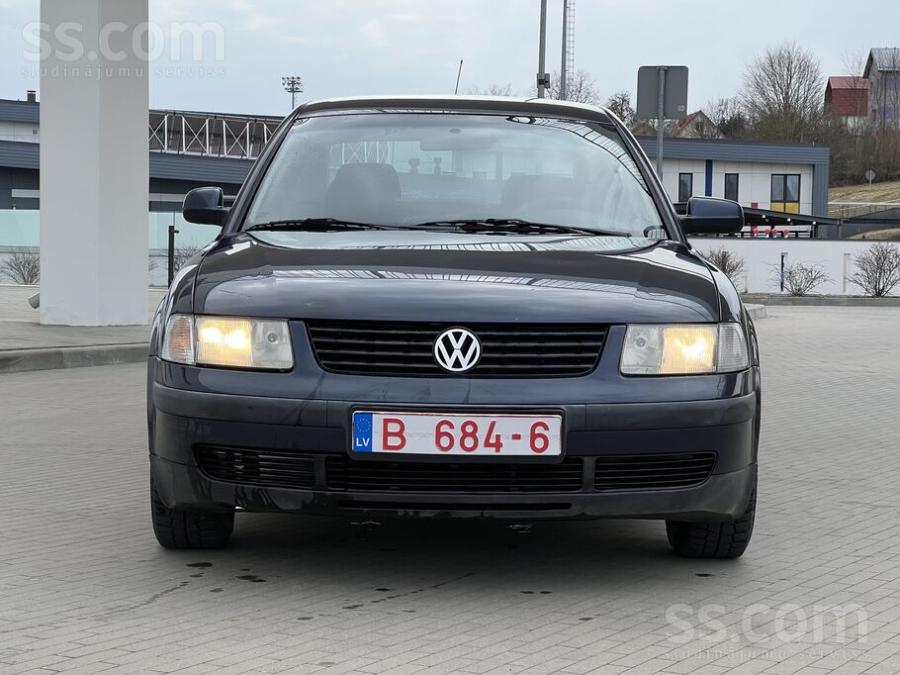 Zils Volkswagen Passat B5 1998 Rēzekne, ar dzinēja tilpumu 1.60 L un nobraukumu 0 tūkst. km par 990 €, foto 1 vietnē AUTOMOTO.COM.LV