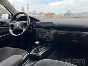 Zils Volkswagen Passat B5 1998 Rēzekne, ar dzinēja tilpumu 1.60 L un nobraukumu 0 tūkst. km par 990 €, foto 8 vietnē AUTOMOTO.COM.LV