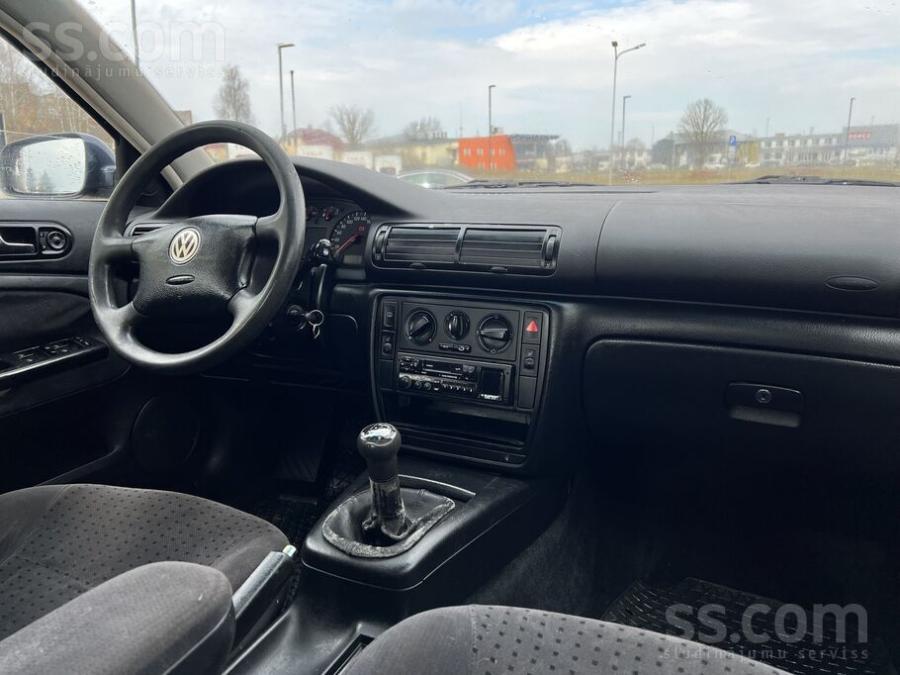 Zils Volkswagen Passat B5 1998 Rēzekne, ar dzinēja tilpumu 1.60 L un nobraukumu 0 tūkst. km par 990 €, foto 8 vietnē AUTOMOTO.COM.LV