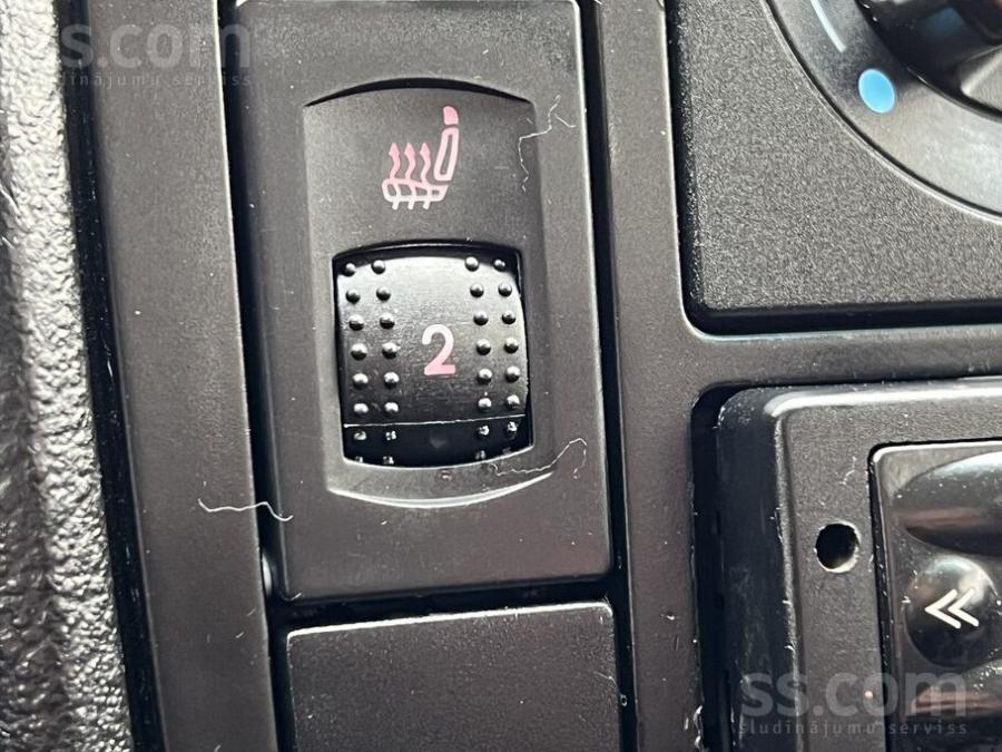 Zils Volkswagen Passat B5 1998 Rēzekne, ar dzinēja tilpumu 1.60 L un nobraukumu 0 tūkst. km par 990 €, foto 12 vietnē AUTOMOTO.COM.LV