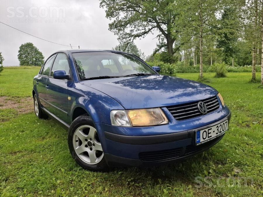 Blue Volkswagen Passat B5 1999 in Gulbene, with an engine capacity of 1.80 L and mileage of 255 thousand km for 1200 €, photo 1 on AUTOMOTO.COM.LV