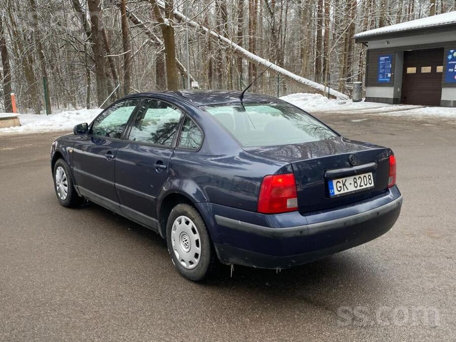 Zils Volkswagen Passat B5 1999 Rīga, ar dzinēja tilpumu 1.60 L un nobraukumu 0 tūkst. km par 1199 €, foto 3 vietnē AUTOMOTO.COM.LV