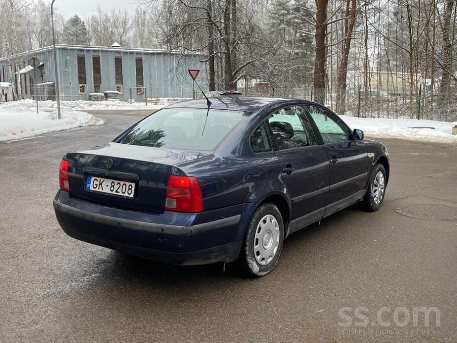 Zils Volkswagen Passat B5 1999 Rīga, ar dzinēja tilpumu 1.60 L un nobraukumu 0 tūkst. km par 1199 €, foto 5 vietnē AUTOMOTO.COM.LV
