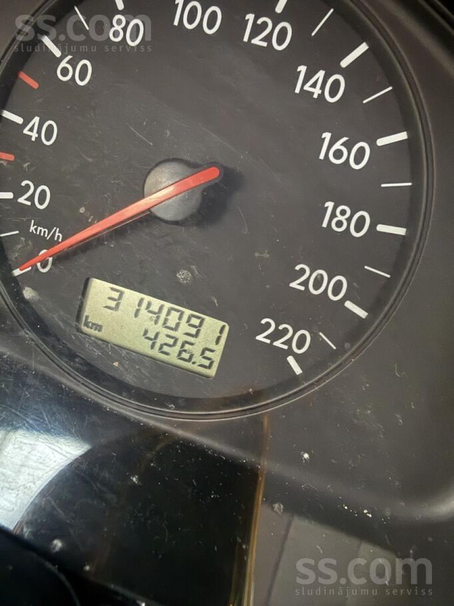 Zils Volkswagen Passat B5 1999 Bauska, ar dzinēja tilpumu 1.90 L un nobraukumu 314 tūkst. km par 450 €, foto 5 vietnē AUTOMOTO.COM.LV