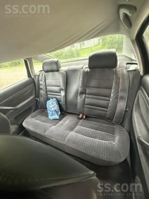Zils Volkswagen Passat B5 1999 Bauska, ar dzinēja tilpumu 1.90 L un nobraukumu 314 tūkst. km par 450 €, foto 7 vietnē AUTOMOTO.COM.LV