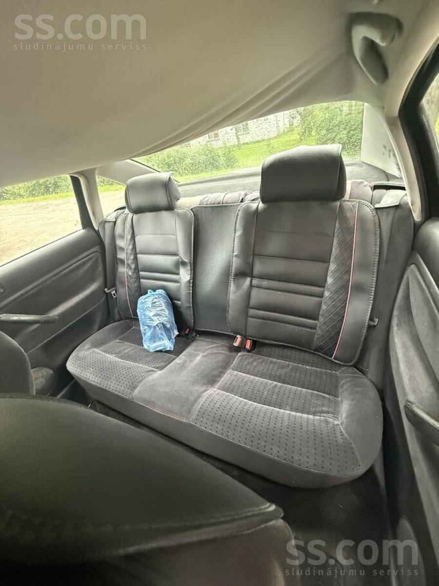 Zils Volkswagen Passat B5 1999 Bauska, ar dzinēja tilpumu 1.90 L un nobraukumu 314 tūkst. km par 450 €, foto 7 vietnē AUTOMOTO.COM.LV