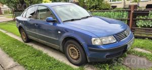 Blue Volkswagen Passat B5 2000 in Jelgava, with an engine capacity of 1.80 L and mileage of 216 thousand km for 500 €, photo  on AUTOMOTO.COM.LV