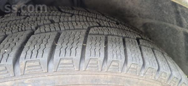 Zils Volkswagen Passat B5 2000 Jelgava, ar dzinēja tilpumu 1.80 L un nobraukumu 216 tūkst. km par 500 €, foto 9 vietnē AUTOMOTO.COM.LV