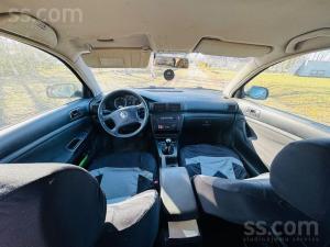 Zils Volkswagen Passat B5 2001 Ludza, ar dzinēja tilpumu 1.90 L un nobraukumu 391 tūkst. km par 1200 €, foto 3 vietnē AUTOMOTO.COM.LV