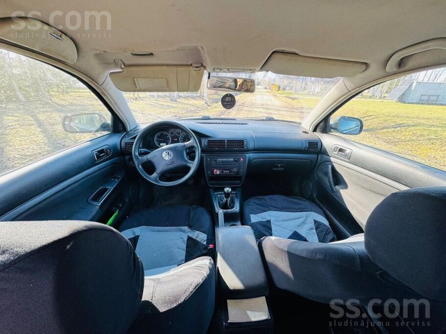 Zils Volkswagen Passat B5 2001 Ludza, ar dzinēja tilpumu 1.90 L un nobraukumu 391 tūkst. km par 1200 €, foto 3 vietnē AUTOMOTO.COM.LV