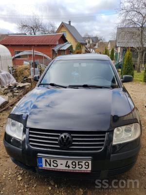 Zils Volkswagen Passat B5 2001 Ludza, ar dzinēja tilpumu 1.90 L un nobraukumu 391 tūkst. km par 1200 €, foto 4 vietnē AUTOMOTO.COM.LV