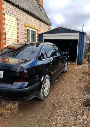 Zils Volkswagen Passat B5 2001 Ludza, ar dzinēja tilpumu 1.90 L un nobraukumu 391 tūkst. km par 1200 €, foto 5 vietnē AUTOMOTO.COM.LV