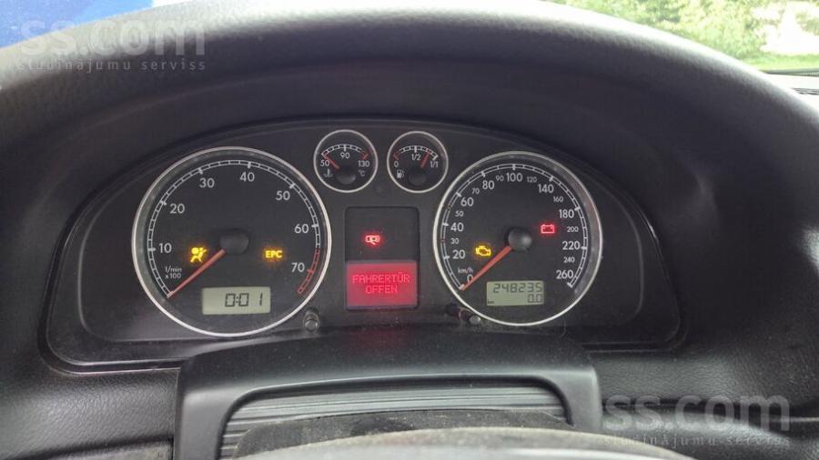 Blue Volkswagen Passat B5 2001 in Valmiera, with an engine capacity of 2.00 L and mileage of 248 thousand km for 1400 €, photo 7 on AUTOMOTO.COM.LV