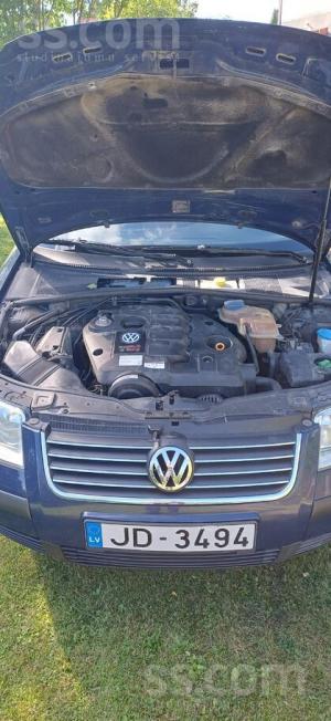 Zils Volkswagen Passat B5 2001 Alūksne, ar dzinēja tilpumu 1.90 L un nobraukumu 338 tūkst. km par 1200 €, foto 11 vietnē AUTOMOTO.COM.LV