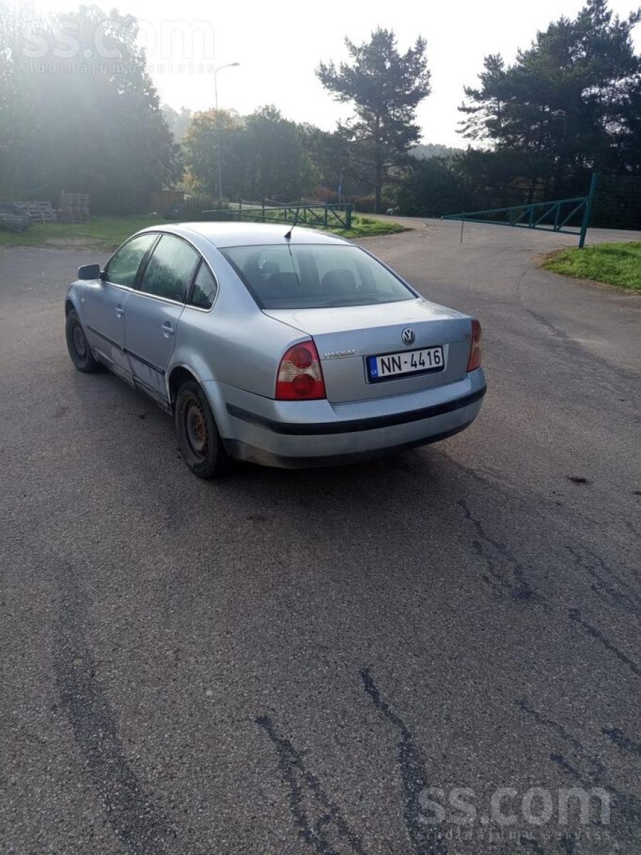 Blue Volkswagen Passat B5 2001 in Tukums, with an engine capacity of 1.90 L and mileage of 0 thousand km for 500 €, photo 3 on AUTOMOTO.COM.LV