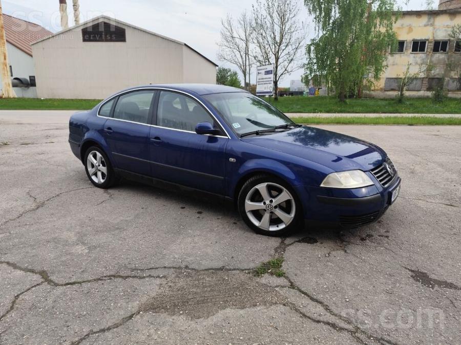 Zils Volkswagen Passat B5 2002 Ludza, ar dzinēja tilpumu 1.90 L un nobraukumu 409 tūkst. km par 1300 €, foto 1 vietnē AUTOMOTO.COM.LV