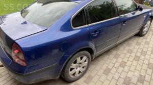 Blue Volkswagen Passat B5 2002 in Jelgava, with an engine capacity of 1.90 L and mileage of 420 thousand km for 500 €, photo 9 on AUTOMOTO.COM.LV