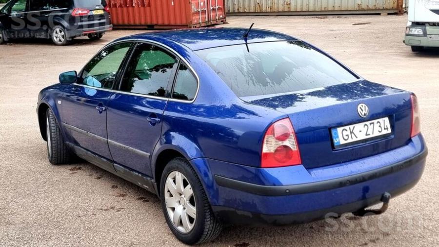 Zils Volkswagen Passat B5 2002 Cēsis, ar dzinēja tilpumu 1.90 L un nobraukumu 420 tūkst. km par 1300 €, foto 9 vietnē AUTOMOTO.COM.LV