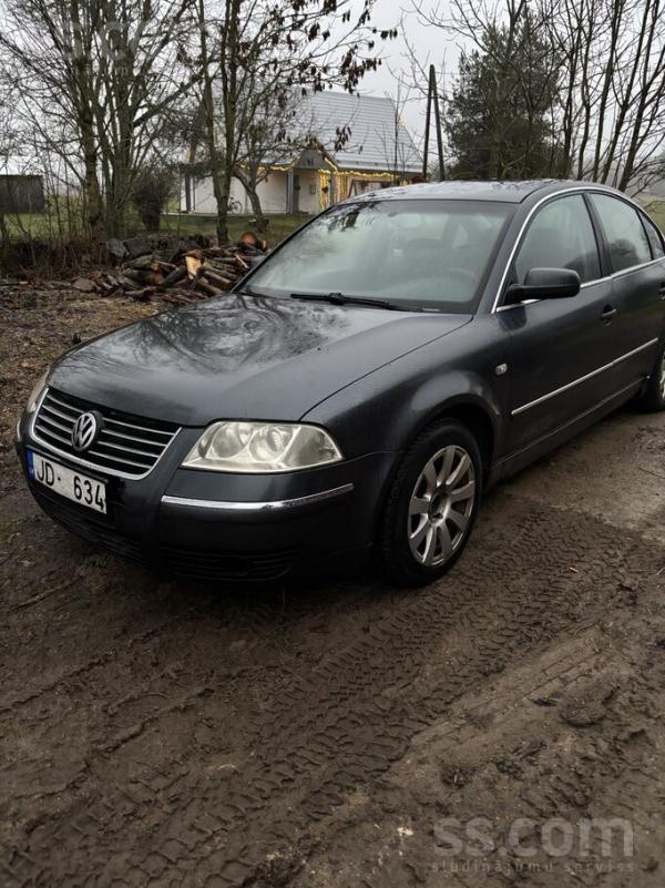 Blue Volkswagen Passat B5 2003 in Madona, with an engine capacity of 1.80 L and mileage of 271 thousand km for 400 €, photo 1 on AUTOMOTO.COM.LV