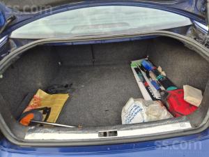 Zils Volkswagen Passat B5 2004 Rīga, ar dzinēja tilpumu 1.60 L un nobraukumu 229 tūkst. km par 1100 €, foto 6 vietnē AUTOMOTO.COM.LV