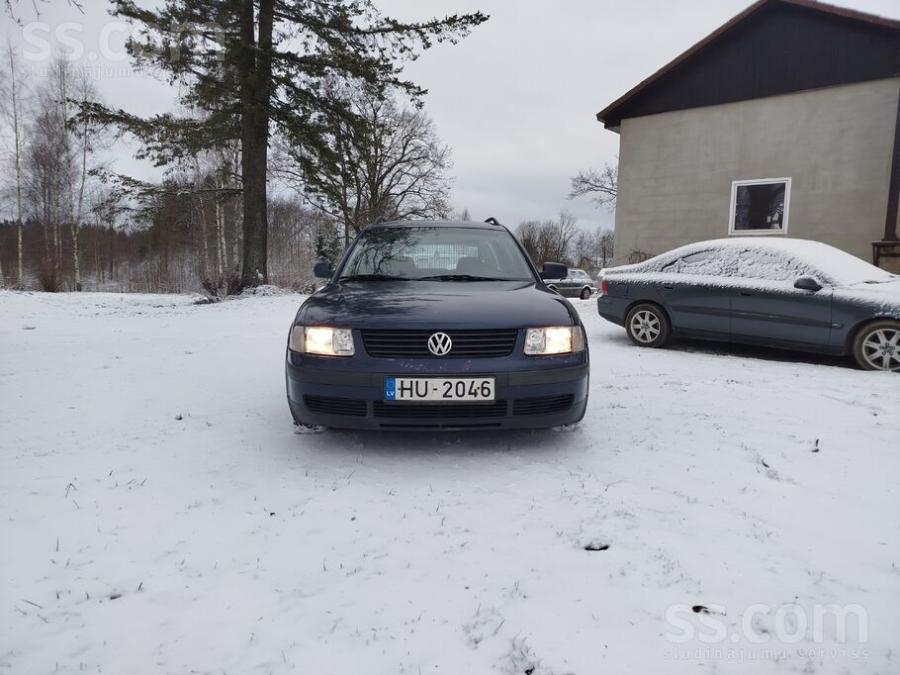 Zils Volkswagen Passat B5 1998 Gulbene, ar dzinēja tilpumu 1.90 L un nobraukumu 301 tūkst. km par 1350 €, foto 8 vietnē AUTOMOTO.COM.LV