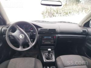 Zils Volkswagen Passat B5 1998 Gulbene, ar dzinēja tilpumu 1.90 L un nobraukumu 301 tūkst. km par 1350 €, foto 12 vietnē AUTOMOTO.COM.LV