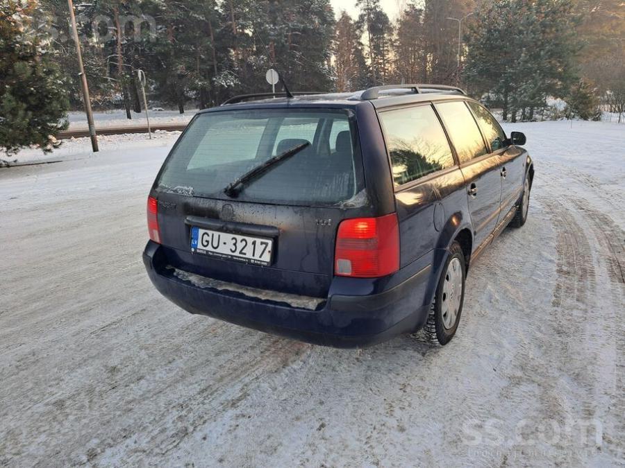 Zils Volkswagen Passat B5 1998 Jēkabpils, ar dzinēja tilpumu 1.90 L un nobraukumu 480 tūkst. km par 990 €, foto 4 vietnē AUTOMOTO.COM.LV