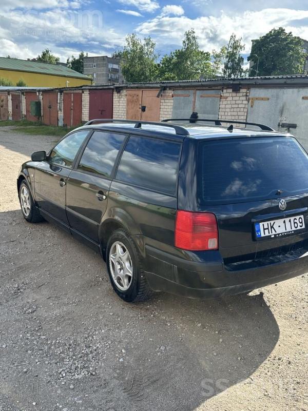 Zils Volkswagen Passat B5 1998 Rēzekne, ar dzinēja tilpumu 1.90 L un nobraukumu 460 tūkst. km par 750 €, foto 3 vietnē AUTOMOTO.COM.LV