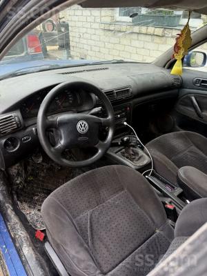 Zils Volkswagen Passat B5 1998 Kuldīga, ar dzinēja tilpumu 1.90 L un nobraukumu 436 tūkst. km par 500 €, foto 4 vietnē AUTOMOTO.COM.LV