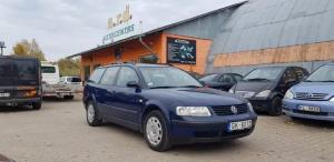 Zils Volkswagen Passat B5 1998 Valmiera, ar dzinēja tilpumu 1.80 L un nobraukumu 211 tūkst. km par 900 €, foto  vietnē AUTOMOTO.COM.LV