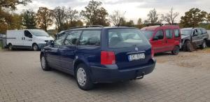 Zils Volkswagen Passat B5 1998 Valmiera, ar dzinēja tilpumu 1.80 L un nobraukumu 211 tūkst. km par 900 €, foto 6 vietnē AUTOMOTO.COM.LV