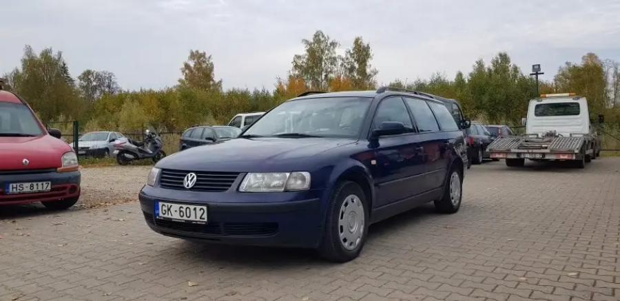 Zils Volkswagen Passat B5 1998 Valmiera, ar dzinēja tilpumu 1.80 L un nobraukumu 211 tūkst. km par 900 €, foto 8 vietnē AUTOMOTO.COM.LV