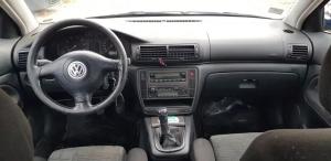 Zils Volkswagen Passat B5 1998 Valmiera, ar dzinēja tilpumu 1.80 L un nobraukumu 211 tūkst. km par 900 €, foto 10 vietnē AUTOMOTO.COM.LV